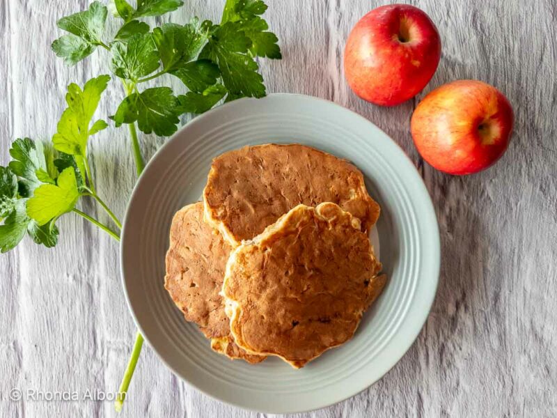 Irresistible Gluten-Free Apple Pancakes with Optional Oat Flour