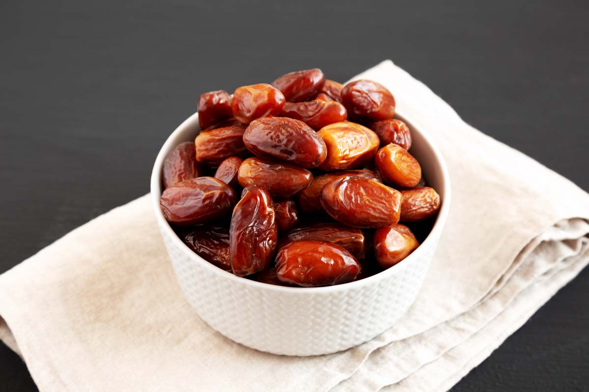 Rosh Hashanah Food Symbolism: 15 Traditional Foods Explained